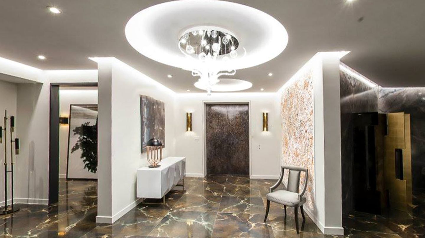 Zum Film: Flur: Esstischstuhl "Eanda" von Brabbu - Bild 4 - [SCHÖNER ...