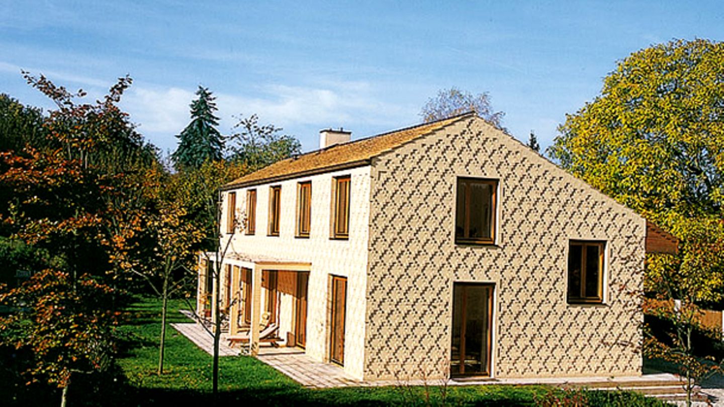 Gemusterte Ziegelfassade - Bild 2 - [SCHÖNER WOHNEN]