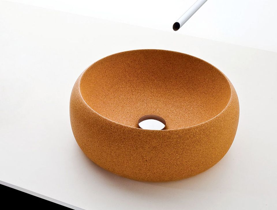 Kunstwerk: Waschbecken "Cork" von Simple Forms Design - [SCHÖNER WOHNEN]