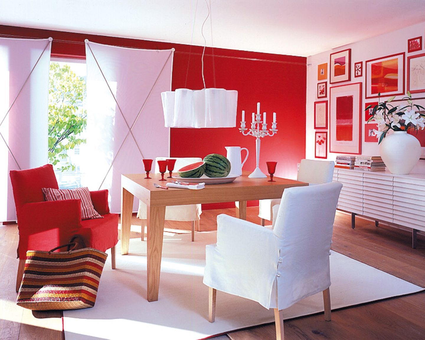Leuchtendes Rot im Esszimmer - Bild 11 - [SCHÖNER WOHNEN]