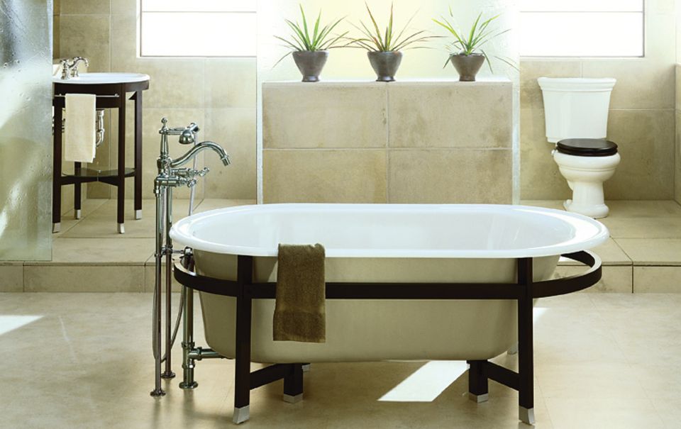 Hausdoktor: Sind freistehende Wannen alltagstauglich? - [SCHÖNER WOHNEN]