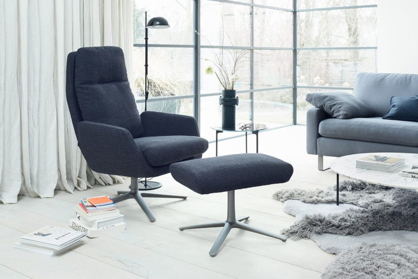 Relaxsessel mit Fußhocker: "Cordia Lounge" von Cor - [SCHÖNER WOHNEN]