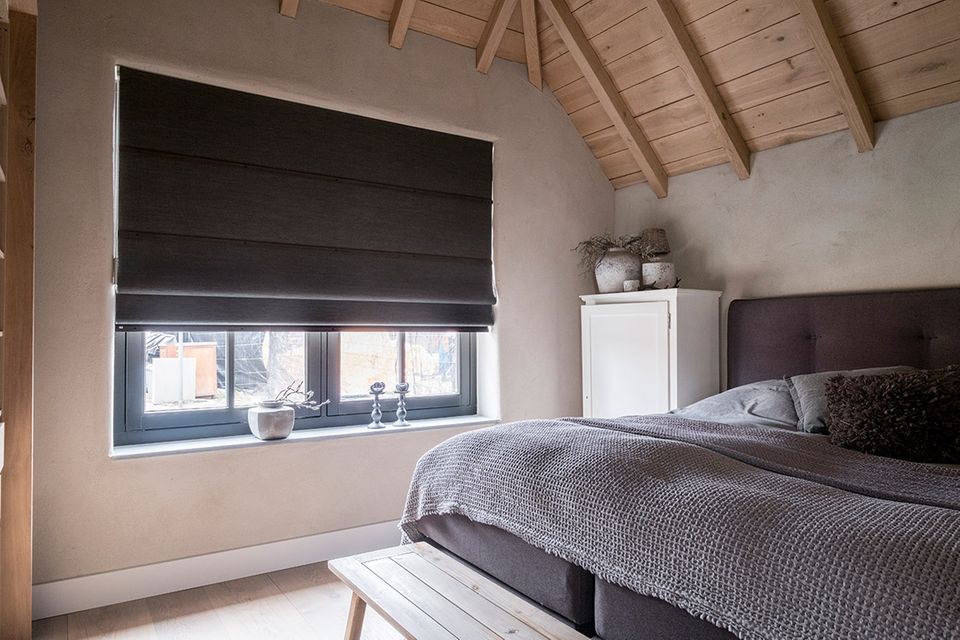 Black-Out-Raffrollos für erholsamen Schlaf - [SCHÖNER WOHNEN]