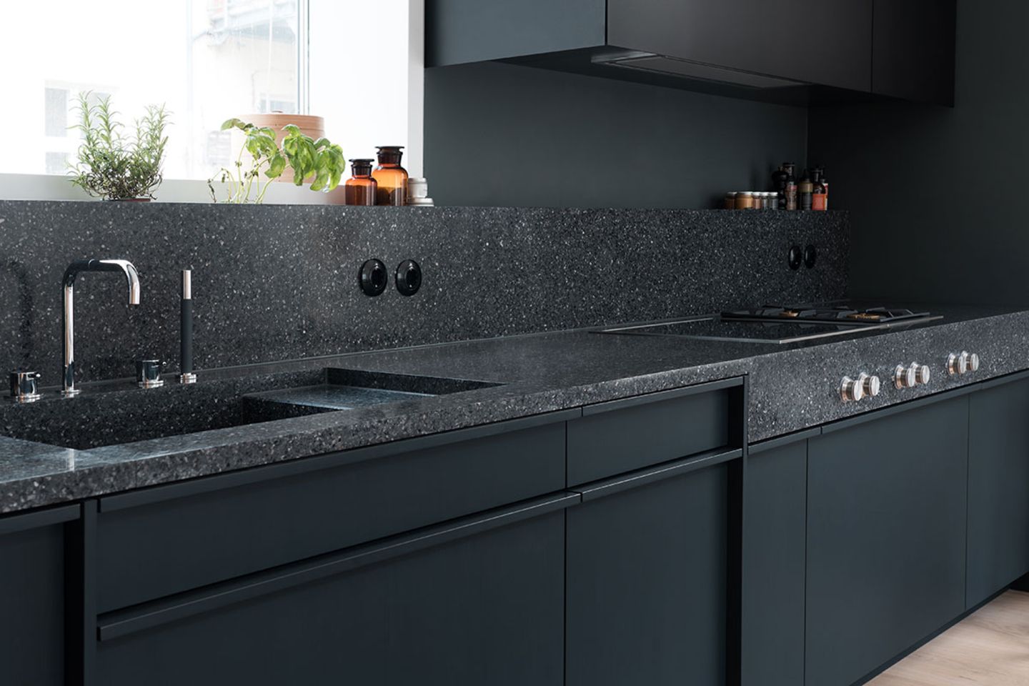 Colour Blocking in der Küchenzeile - [SCHÖNER WOHNEN]