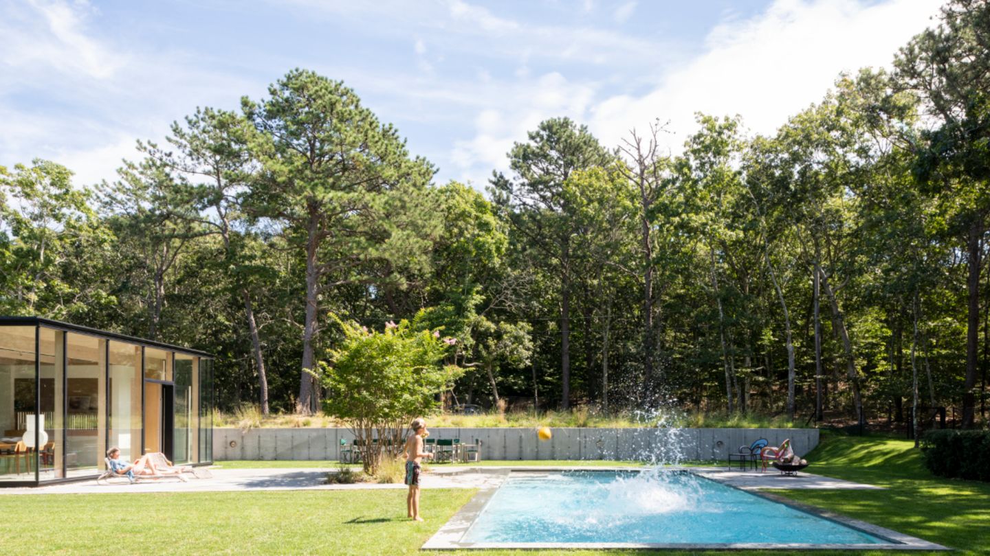 Schöne Pools Und Terrassen