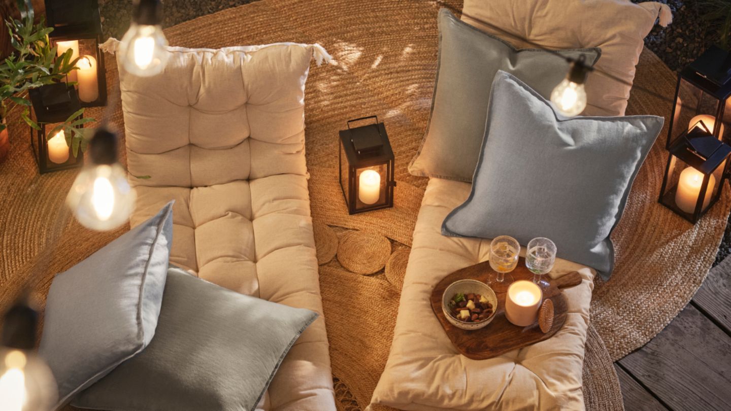 Natürliches Farbschema für den Boho-Balkon - [SCHÖNER WOHNEN]