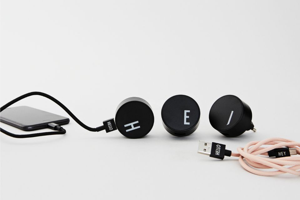 Cooles Kabel: Micro-USB "Hey" von Design Letters - [SCHÖNER WOHNEN]