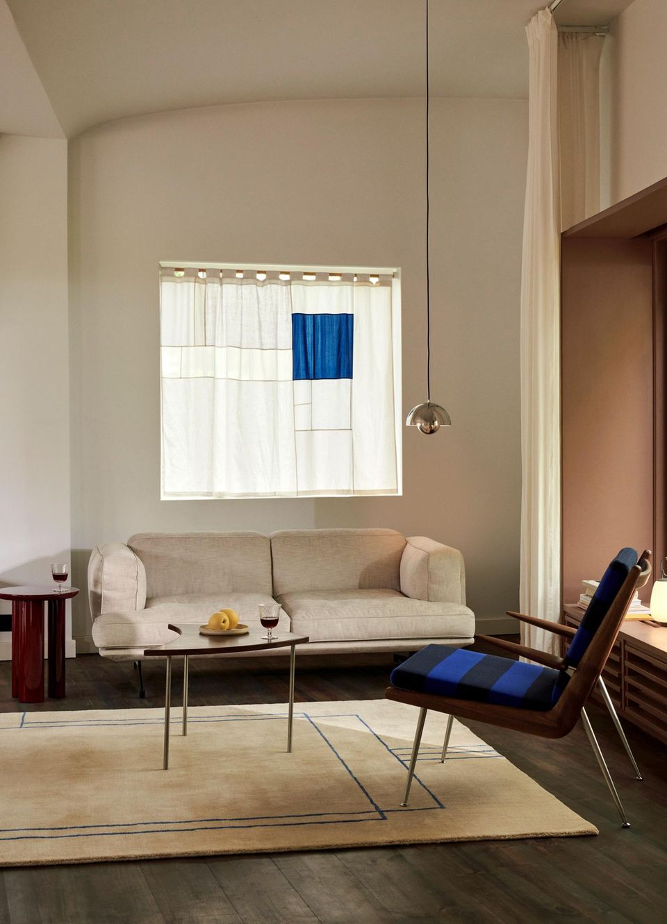 Stilmix von Sofa und Sessel - [SCHÖNER WOHNEN]