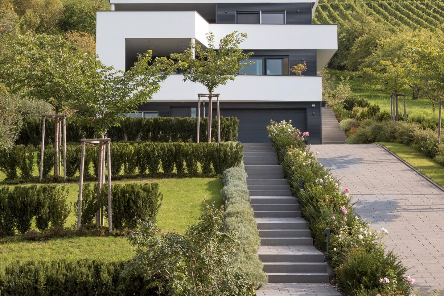Garten Hanglage Anlegen Terrasse Gartenumbau Mit 3 Terrassen Und