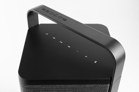 Im Test: Design-Lautsprecher "Escape P6 Air" von Sonoro - [SCHÖNER WOHNEN]