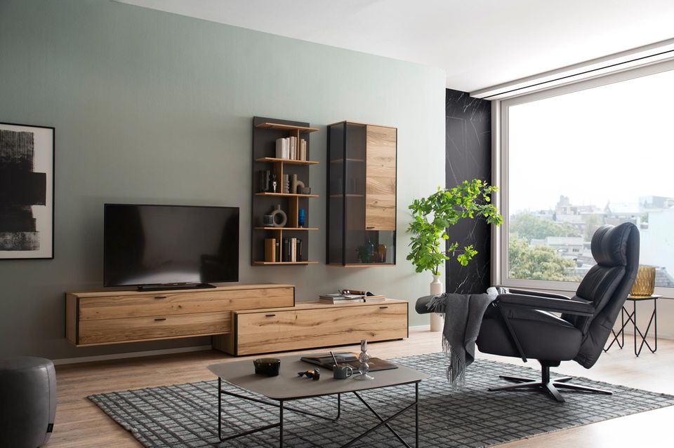 Wohnzimmer mit Fernsehsessel - [SCHÖNER WOHNEN]