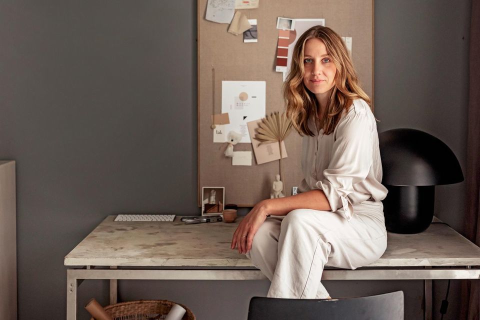 Shop the Look: Die Low-Dopamine-Einrichtung von Interior-Profi Anna Cor ...