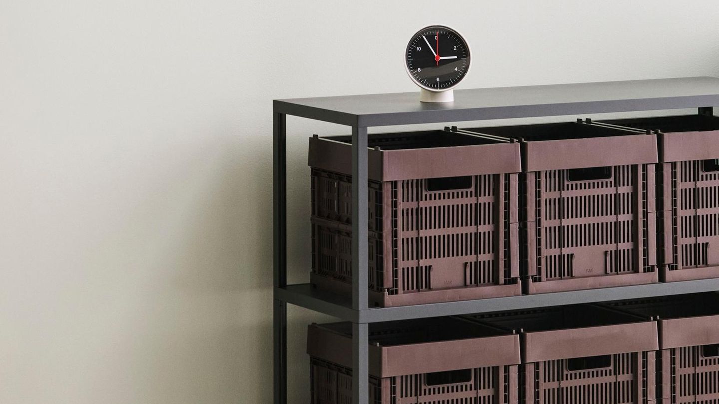 "Colour Crate"-Boxen von Hay in neuen Größen und Farben - [SCHÖNER WOHNEN]